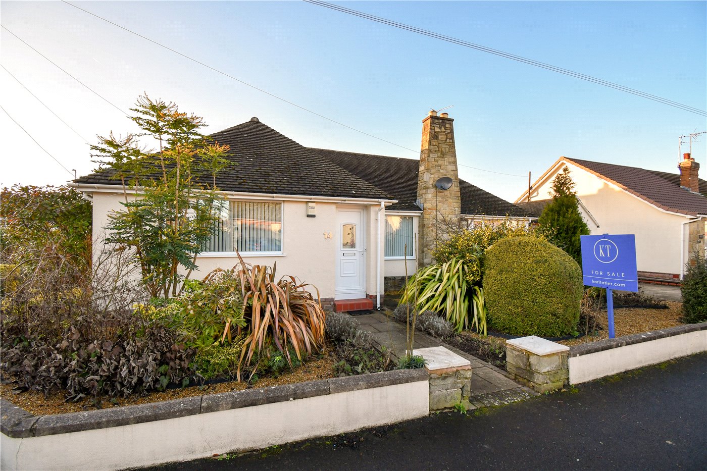 2 bedroom bungalow for sale | £300,000 | 14 Ambleside Close, Thingwall ...