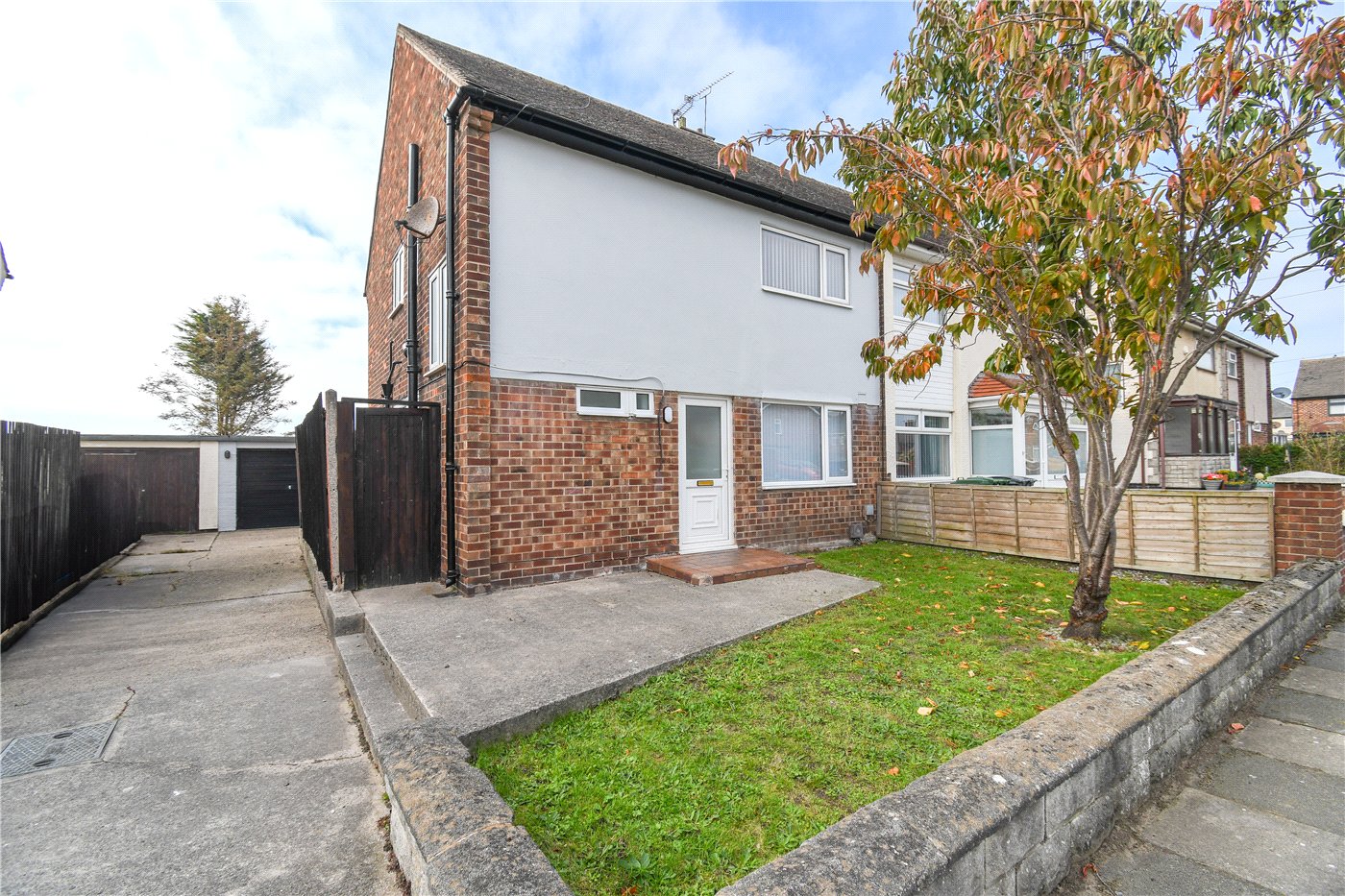 3 bedroom house for sale | £190,000 | 60 Frobisher Road, Moreton ...