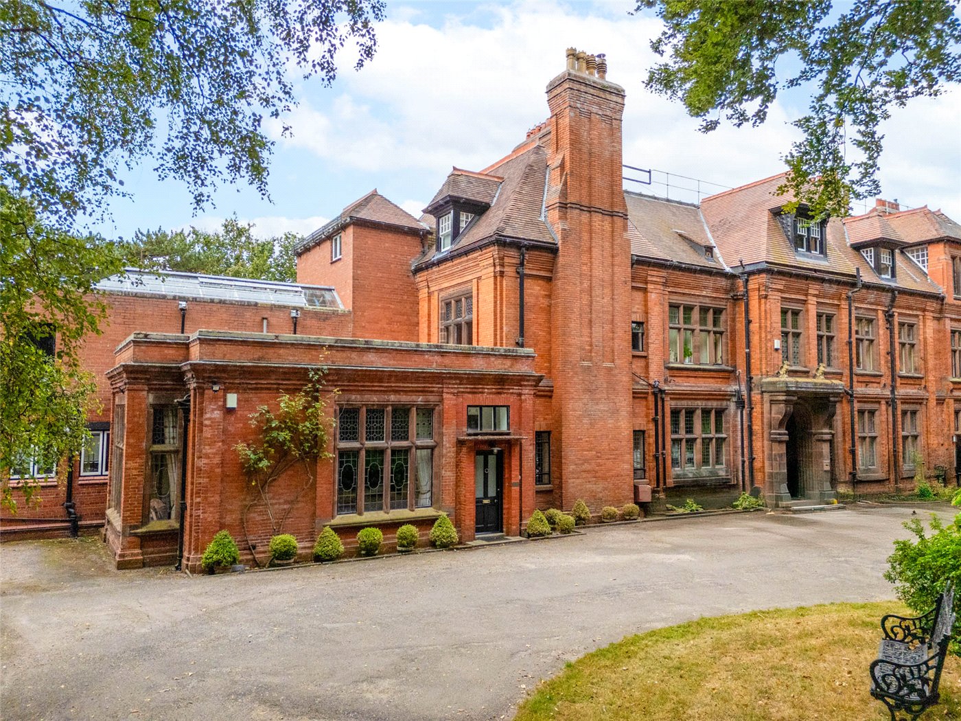 4 bedroom house for sale | £700,000 | East Wing, Mere Hall Noctorum ...