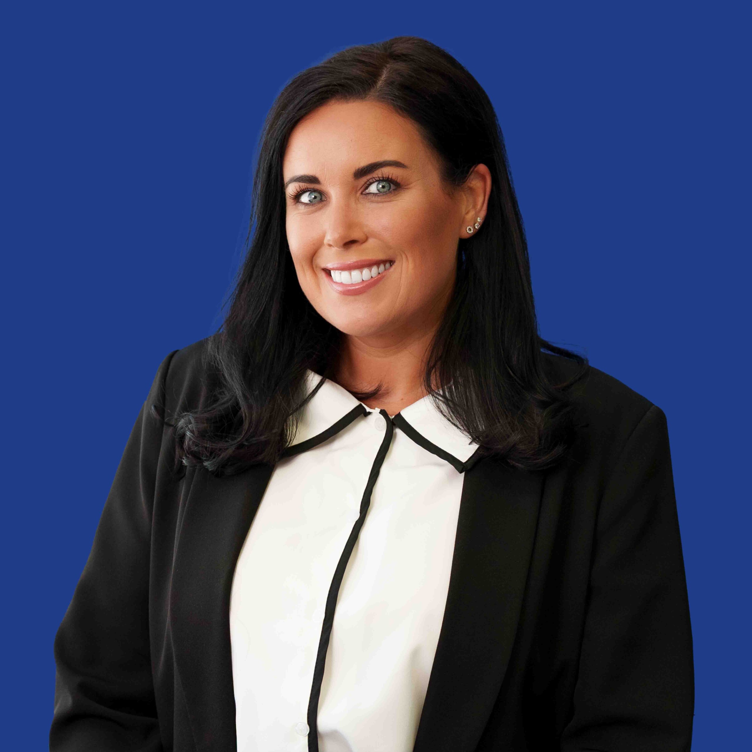 Lucy Collins - Karl Tatler