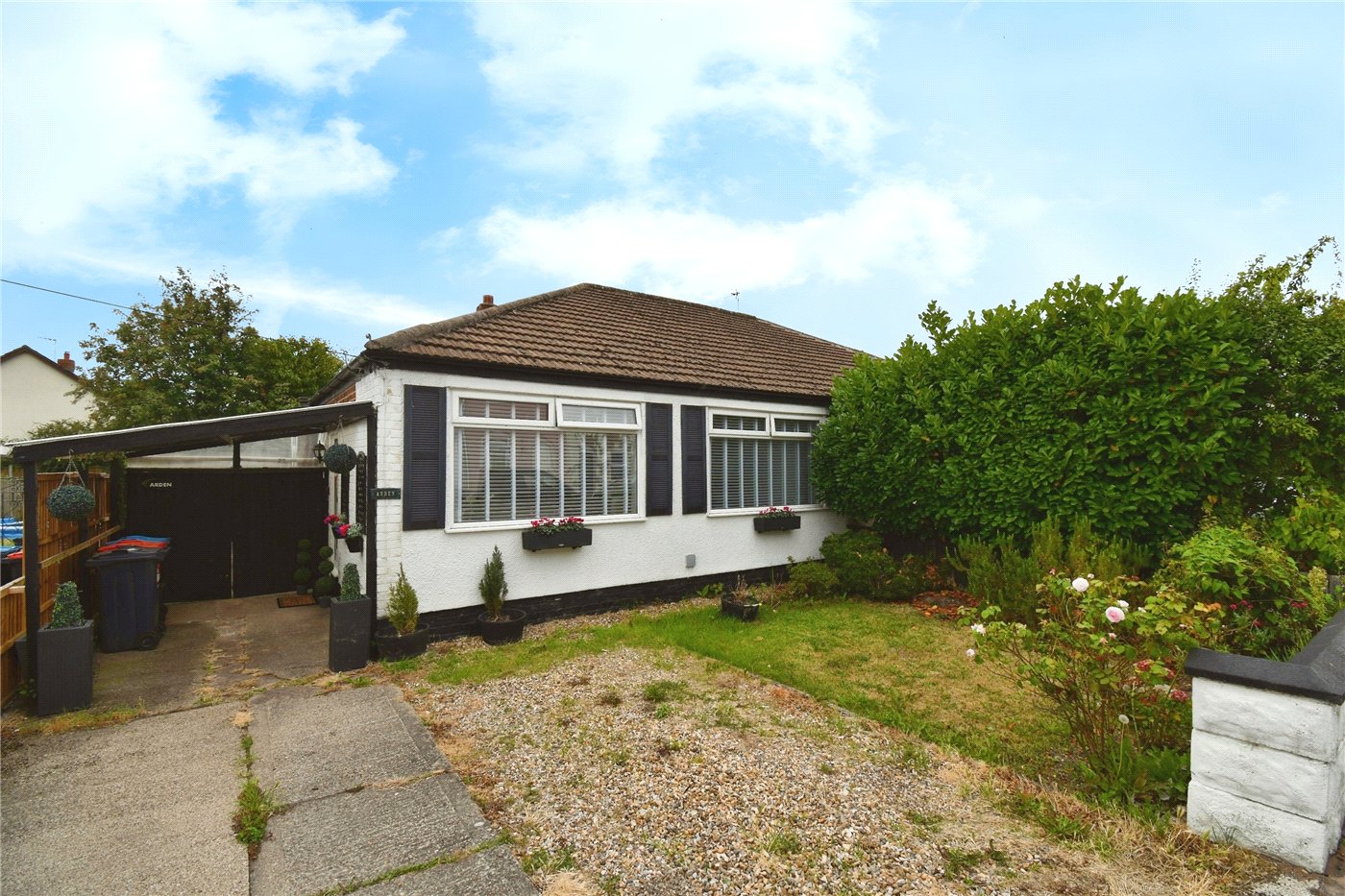 2 bedroom bungalow for sale | £200,000 | Arden New Street, Little ...