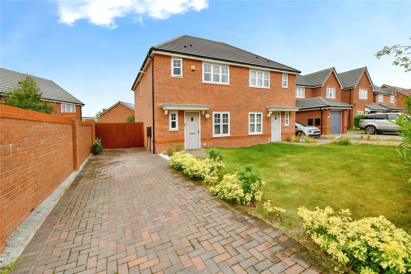 New Lincoln Road, Ellesmere Port, Cheshire, CH65 4DL - Karl Tatler